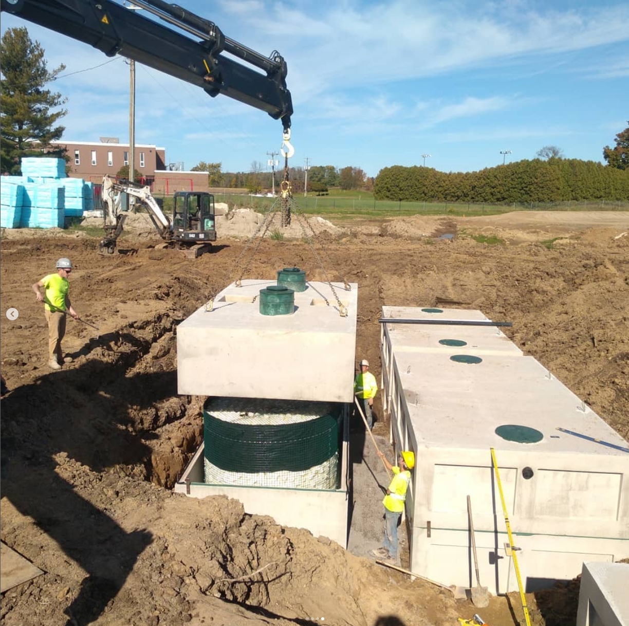 Lid Placement on Commercial Septic Tank with Advanced Treatment in ...